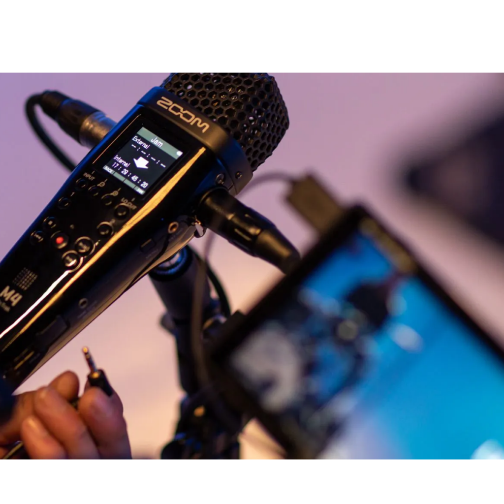 Zoom M4 MicTrak | Four Track Recording With Timecode Generator